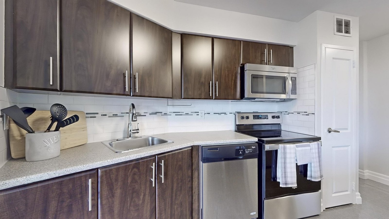 Rentals.ca Ajax Apartments, Condos and Houses For Rent