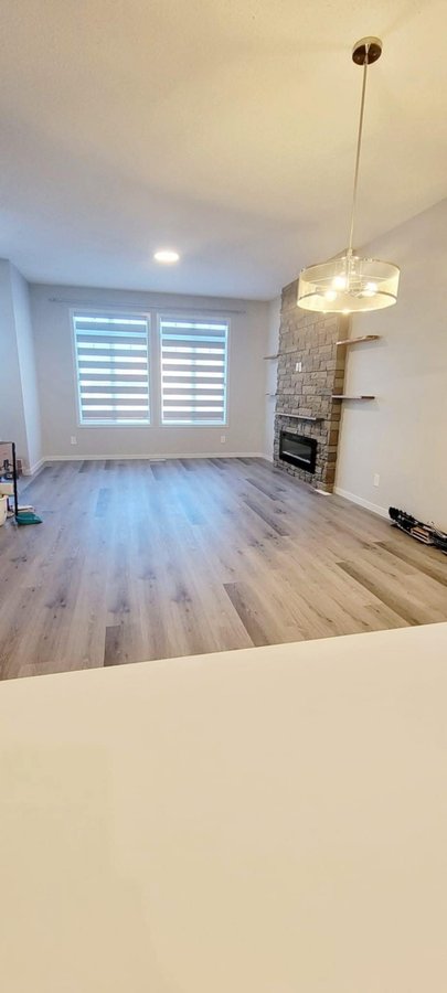 Rentals.ca Chestermere Apartments, Condos and Houses For Rent