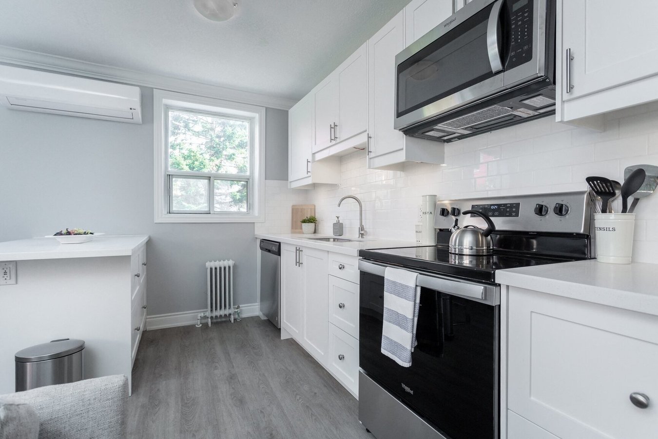 Hamilton Off Campus Student Housing Apartments Condos and Houses for Rent