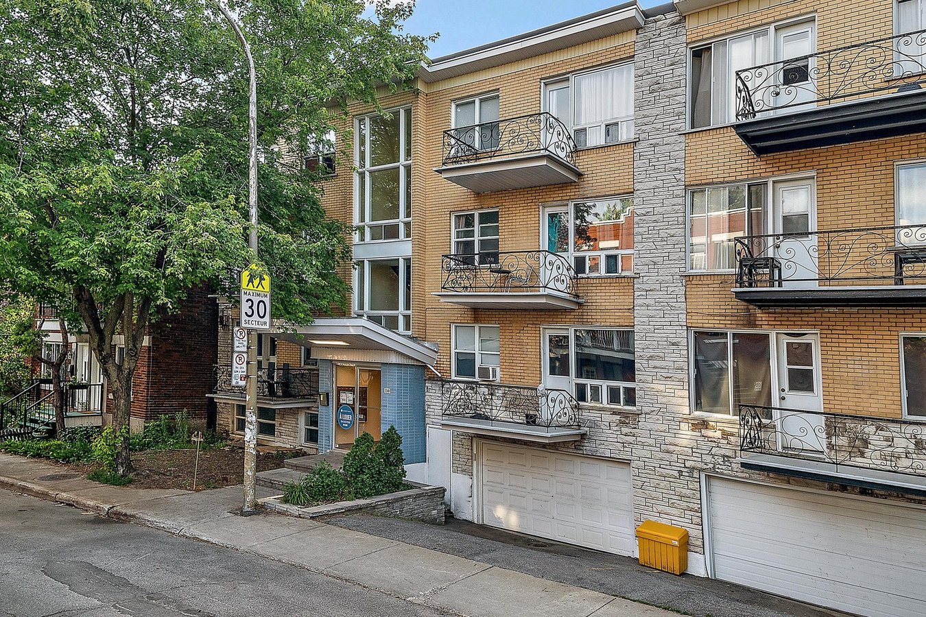 Rentals.ca Montréal Apartments, Condos and Houses For Rent