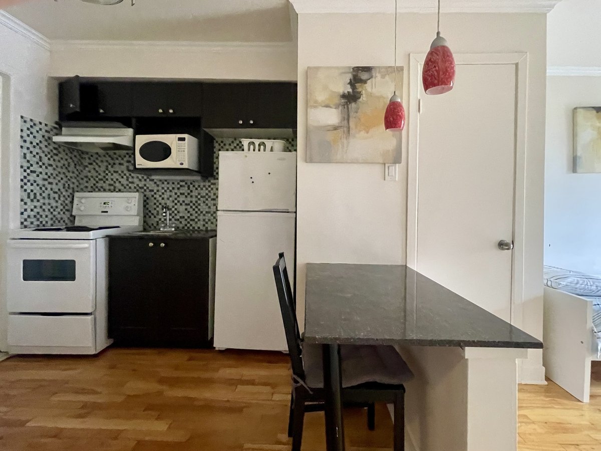 Montréal QC Studios for Rent