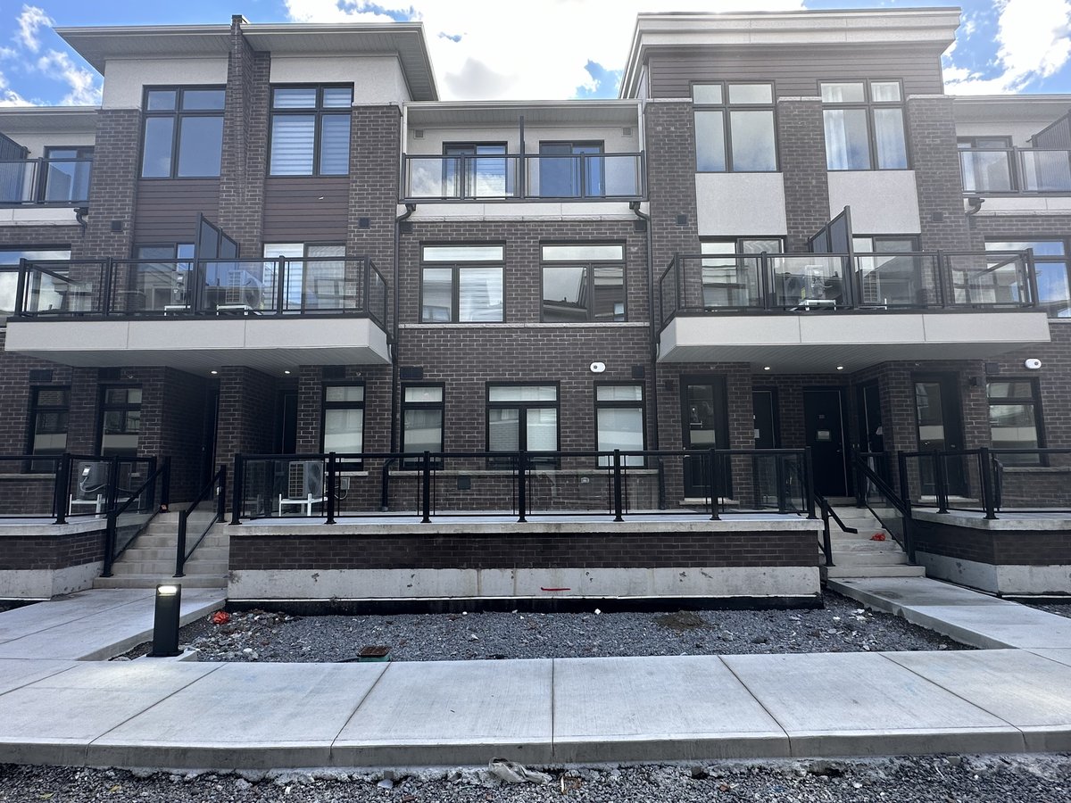 Rentals.ca Pickering Apartments, Condos and Houses For Rent