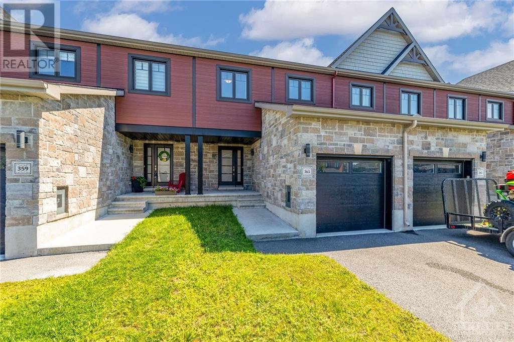 Rentals.ca Russell Apartments, Condos and Houses For Rent