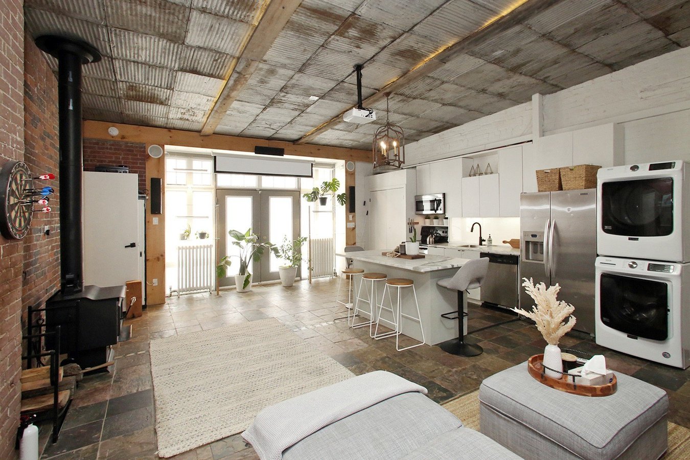 Rentals.ca Toronto Apartments, Condos and Houses For Rent