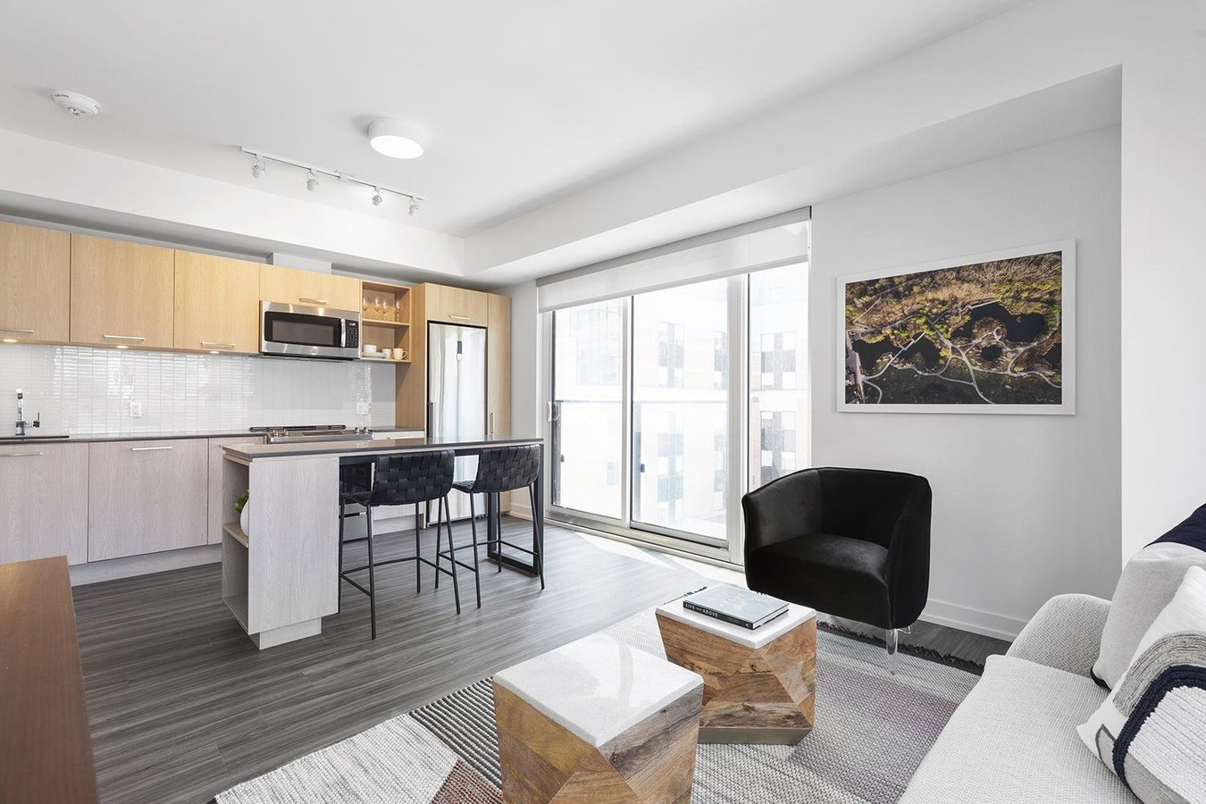 Toronto, ON - 2 Bedroom Apartments for Rent