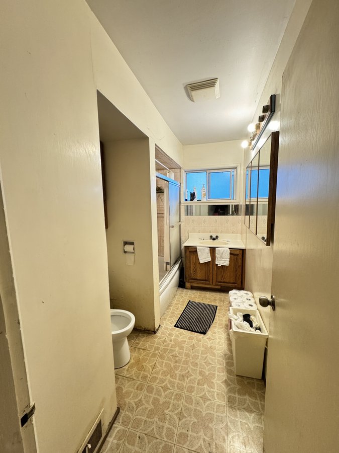 Apartments Condos and Houses for Rent Under $1,000 in Vancouver