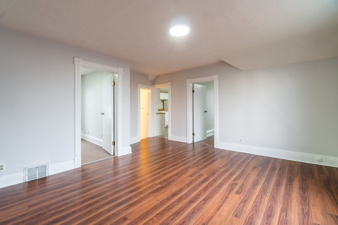 Rentals.ca Windsor Apartments, Condos and Houses For Rent