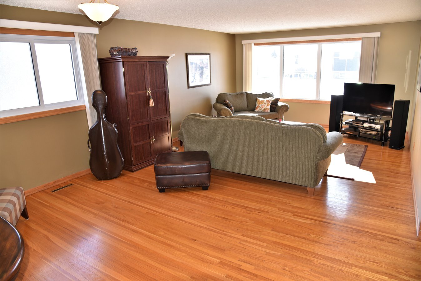 Winnipeg Furnished Apartments Condos and Houses for Rent