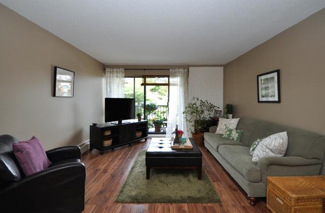 Wellesley Manor Apartments - 1916 McCallum Road, Abbotsford, BC