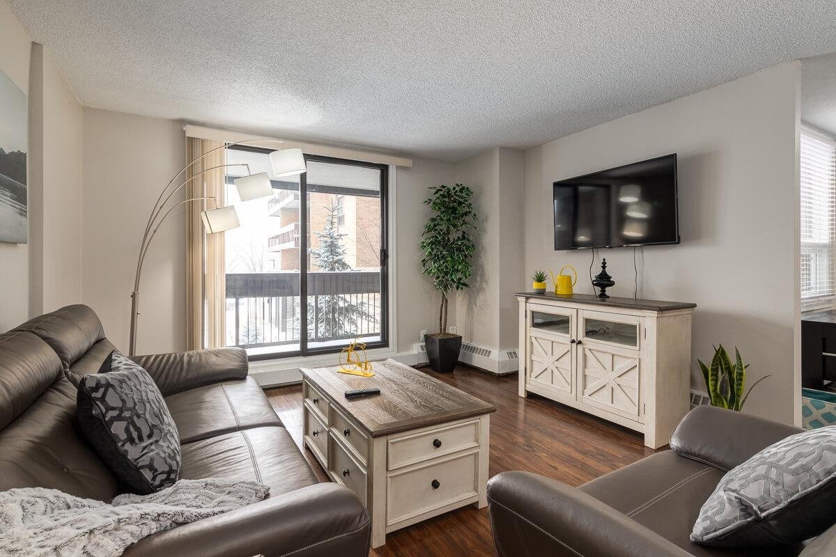 The Pinnacle - 9600 Southland Circle SW, Calgary, AB