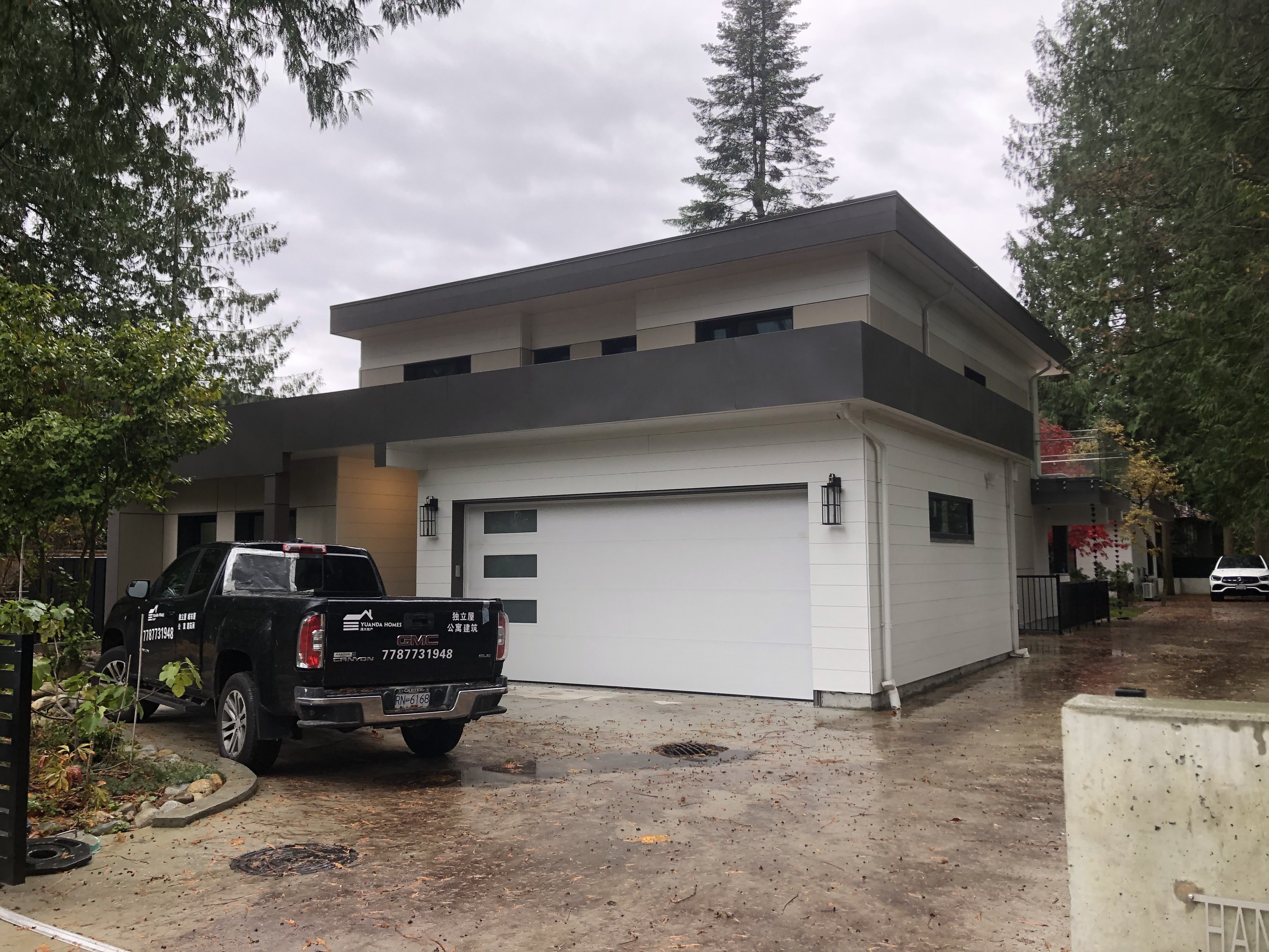 1061 Handsworth Road, North Vancouver, BC - Basement for rent