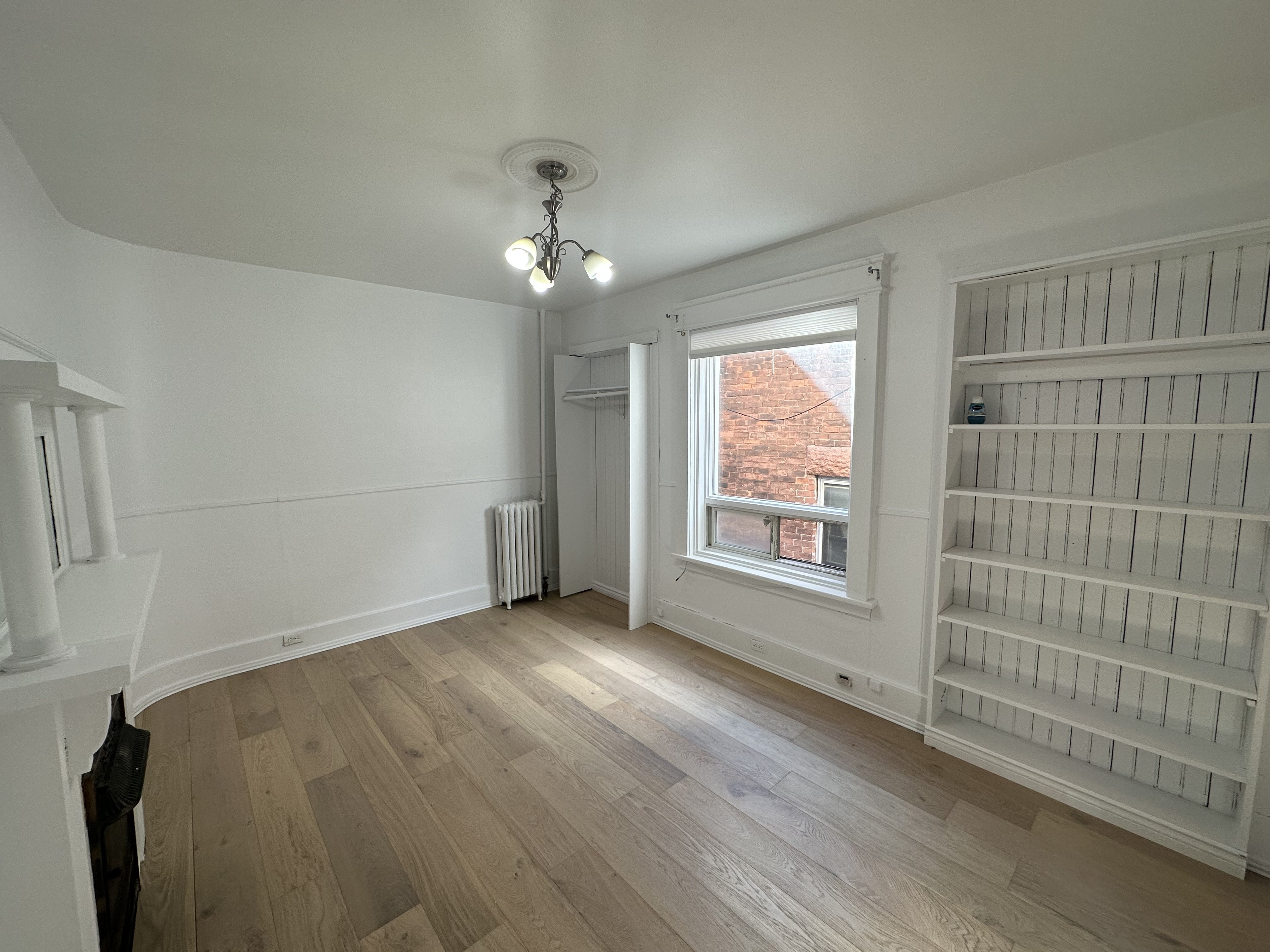 318 Cooper Street, Ottawa, ON - Bachelor for rent