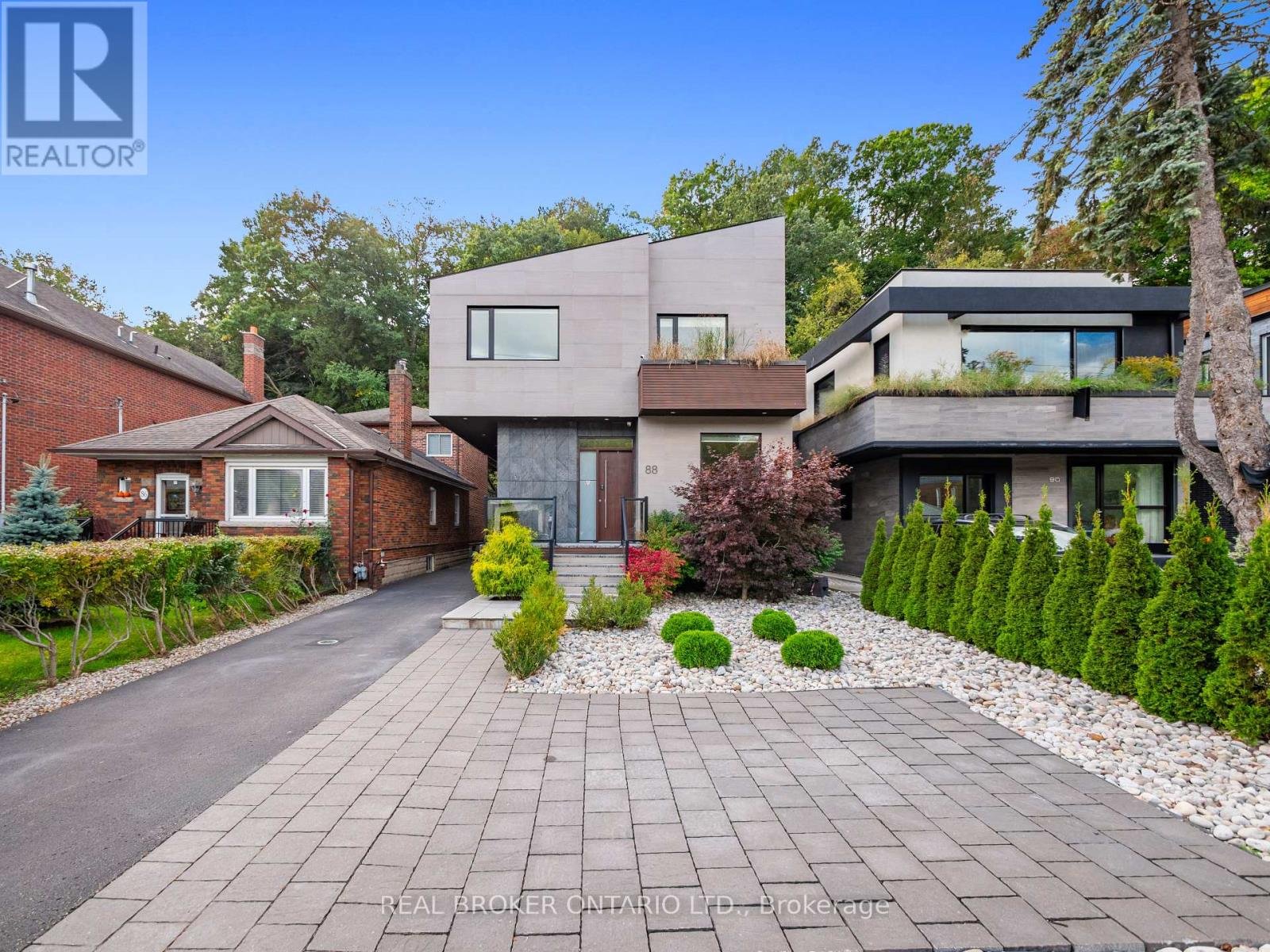 88 SOUTH KINGSWAY WAY - 88 South Kingsway Way, Toronto, ON