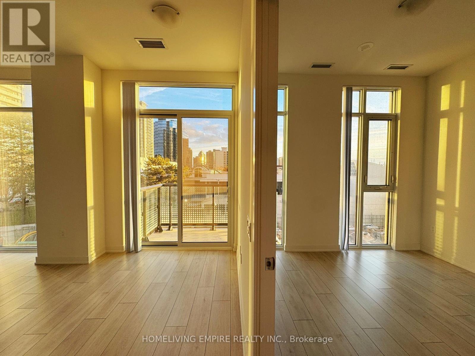 220 - 5858 YONGE STREET - 5858 Yonge Street, Toronto, ON