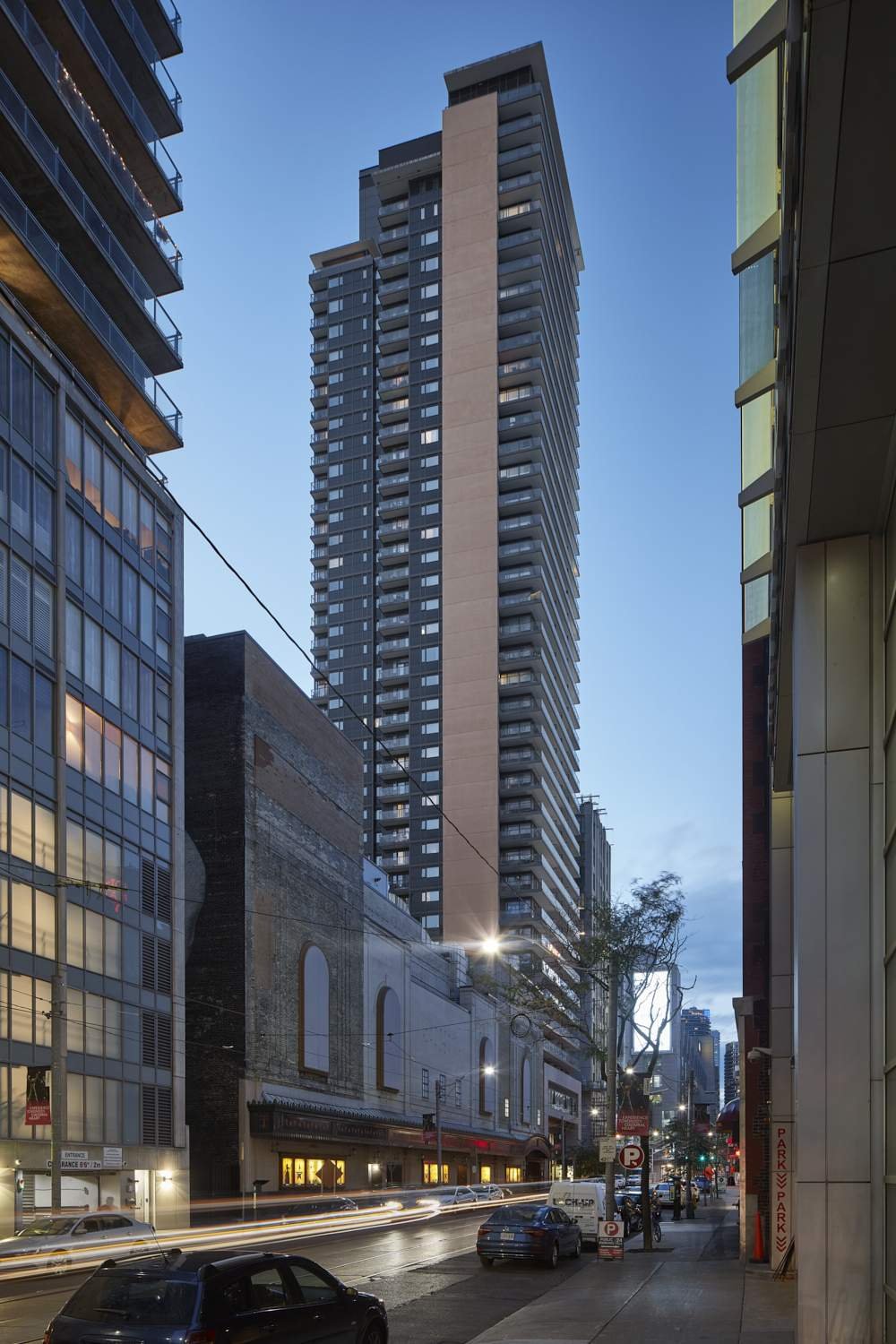 Rentals.ca :) 252 Victoria Street, Toronto ON for Rent