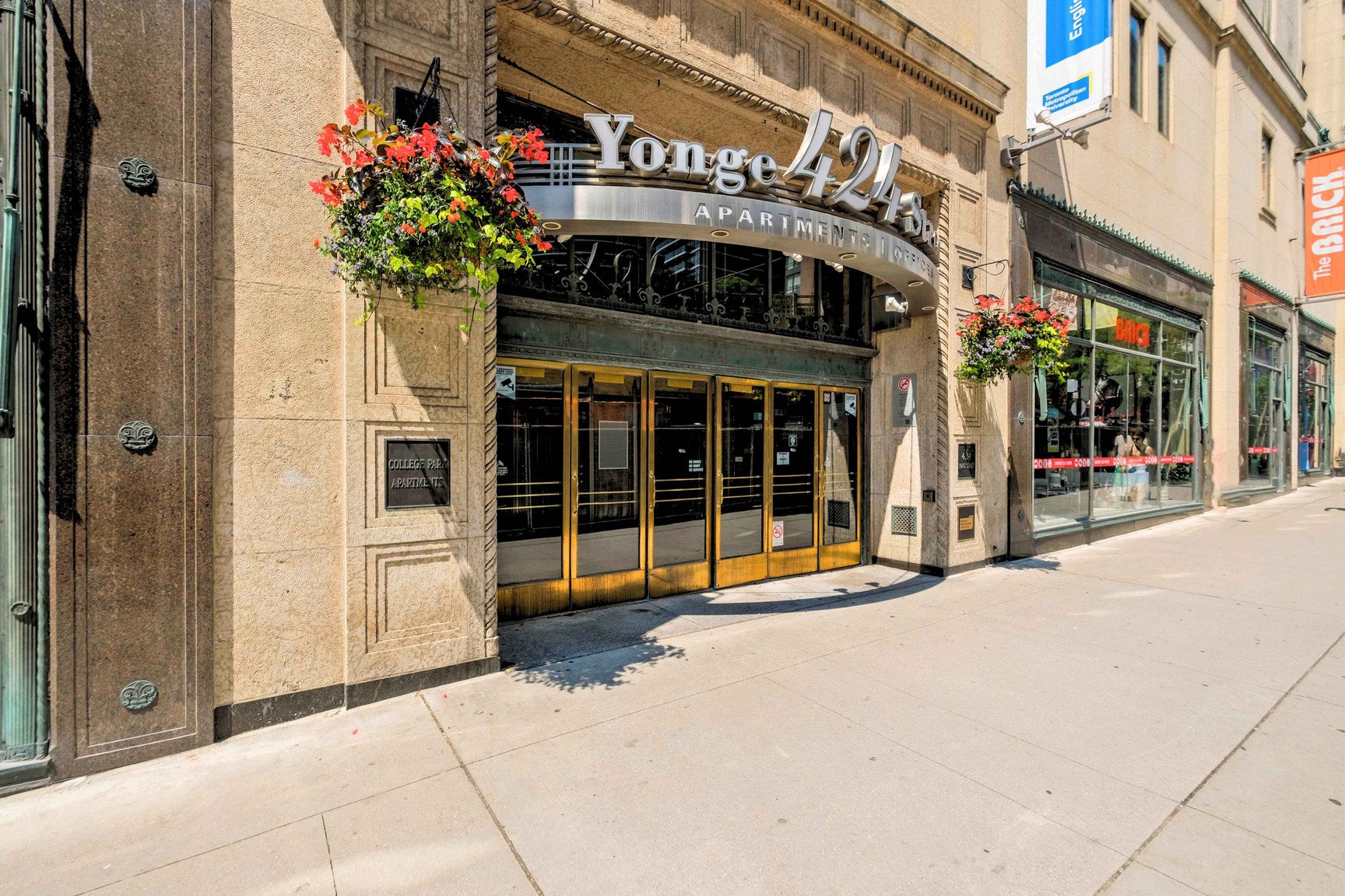 Rentals.ca 424 Yonge Street, Toronto ON for Rent
