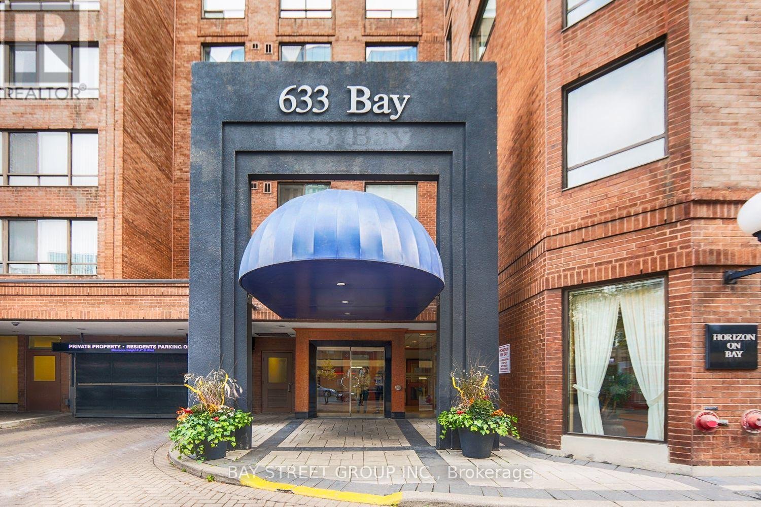 711 - 633 BAY STREET - 633 Bay Street, Toronto, ON