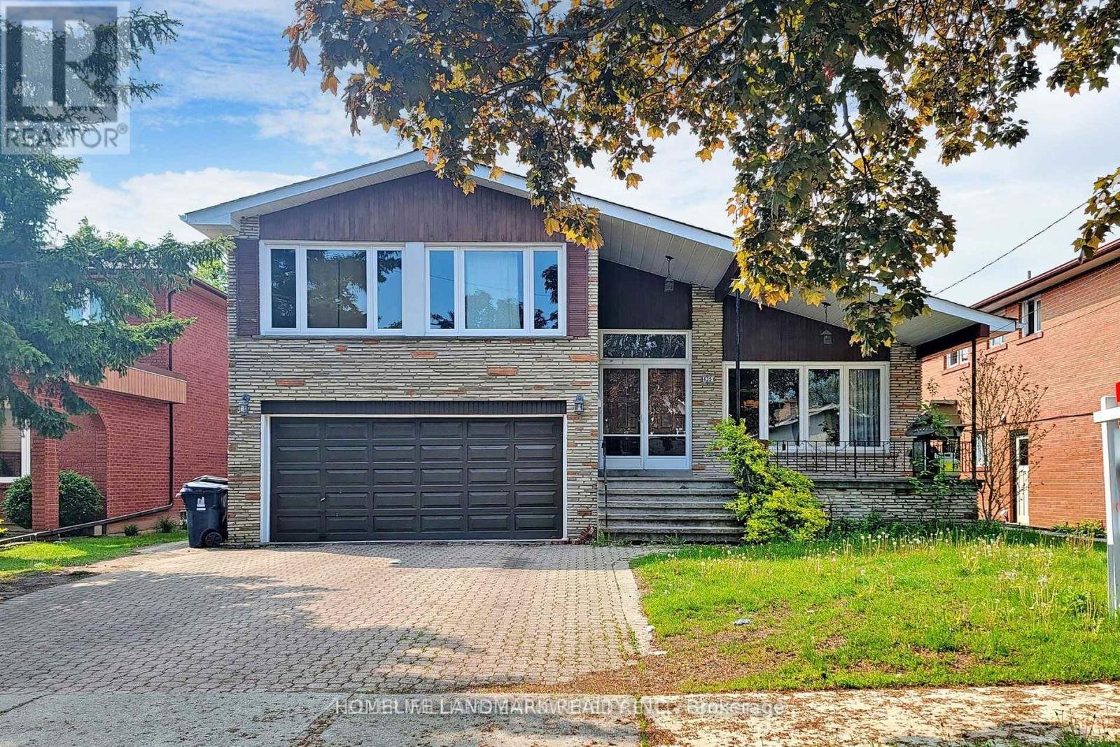 ROOM - 435 CONNAUGHT AVENUE - 435 Connaught Avenue, Toronto, ON