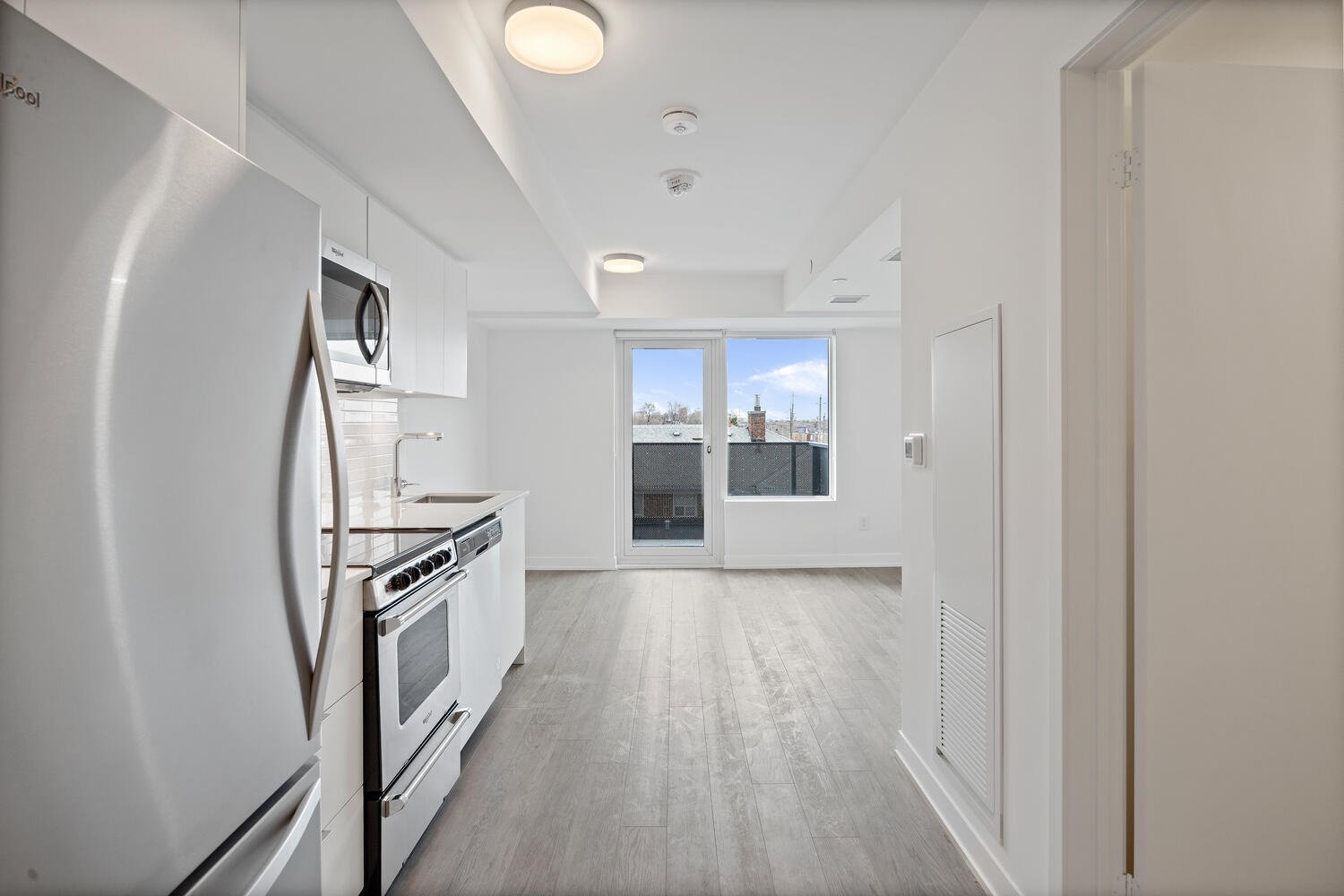 480 Wilson Avenue, North York, ON - Bachelor for rent