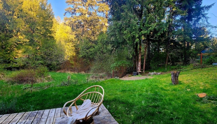 Capital Regional District, Victoria, BC - Room for rent