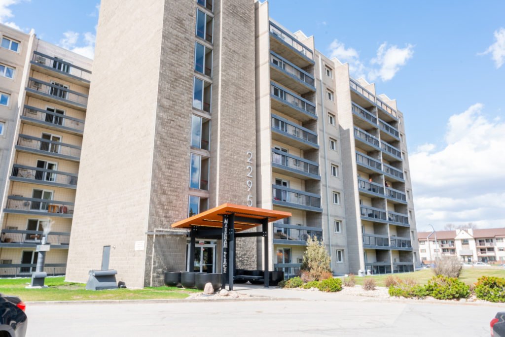 Markham Place - 2295 Pembina Highway, Winnipeg, MB